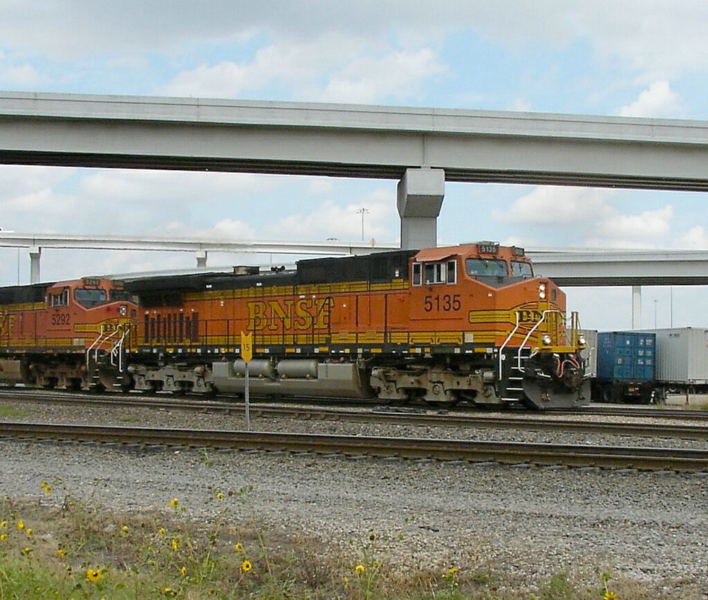 BNSF 5135